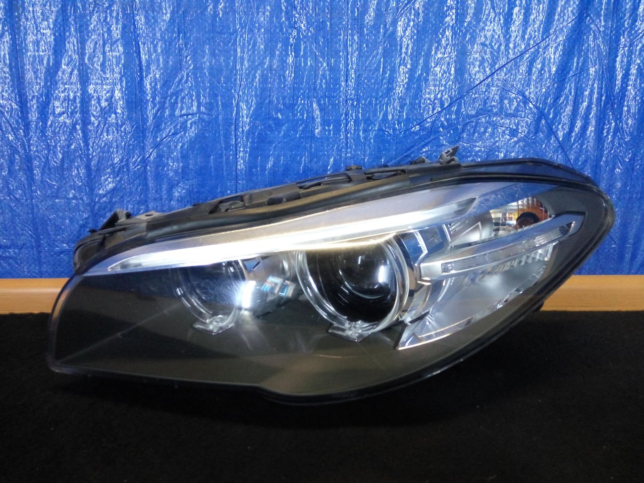 Купить Фара левая BMW 5er F10 F11 (2010-2016) по низкой цене.