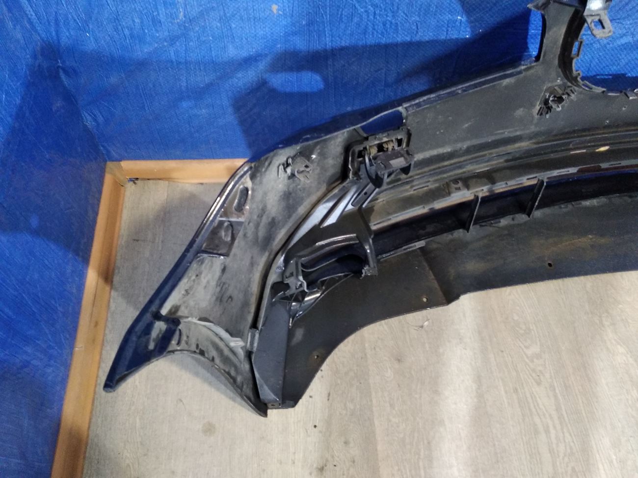 Бампер передний BMW 7er F01 F02 (2008-2015) цена 9000 руб. 51117238751