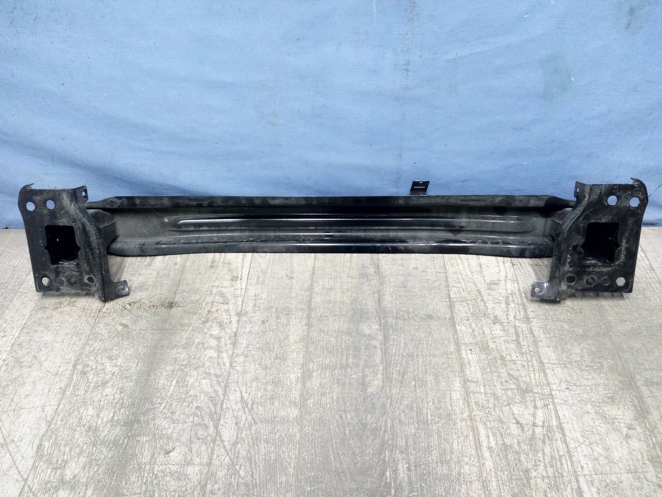 Усилитель бампера переднего Volkswagen Tiguan 1 (2007-нв) цена 2100 руб ...