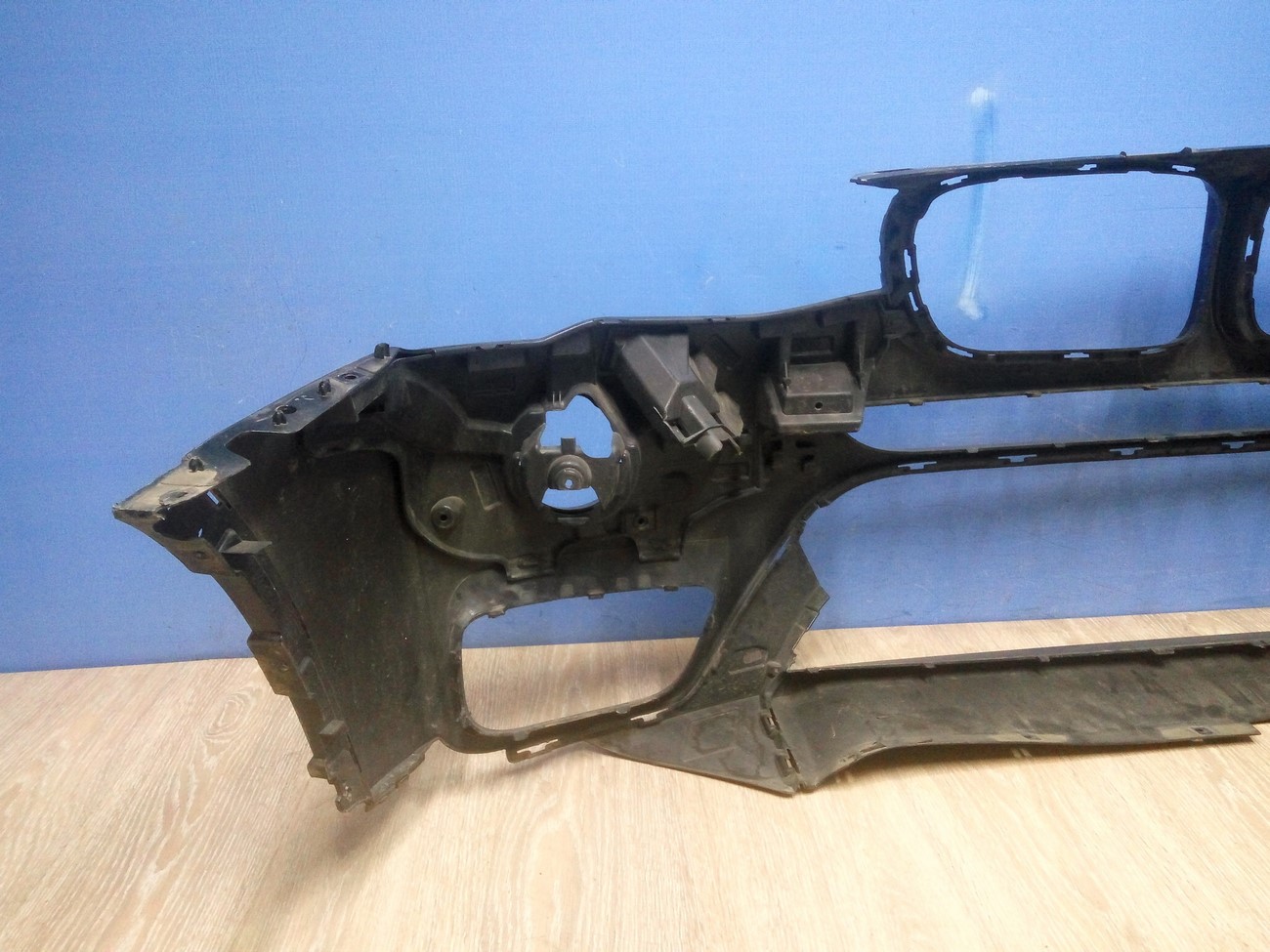 Бампер передний верхняя часть BMW X3 F25 (2010-нв) цена 3400 руб ...