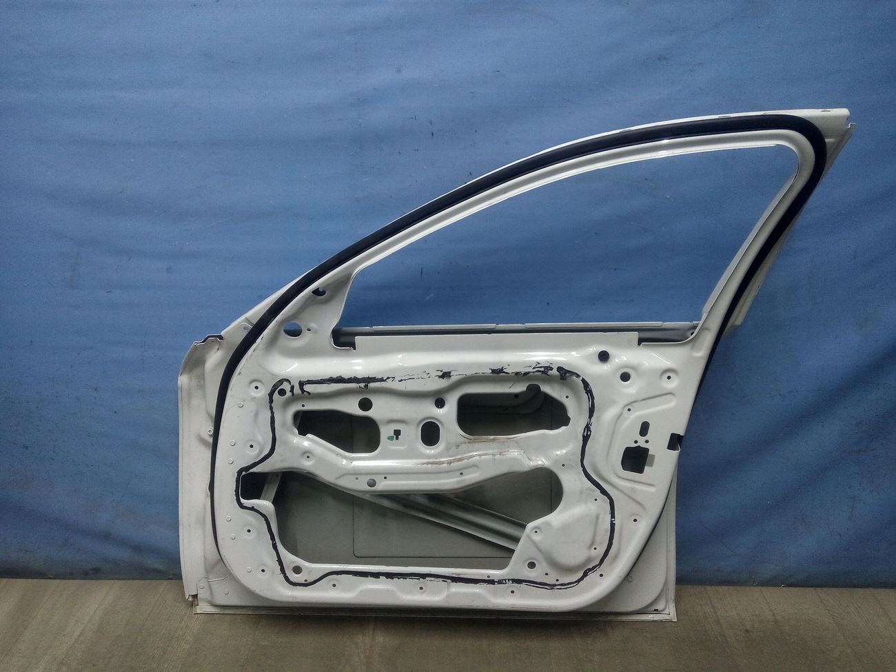 Дверь передняя правая BMW 5er F10 F11 (2010-нв) цена 17000 руб. 41007206108