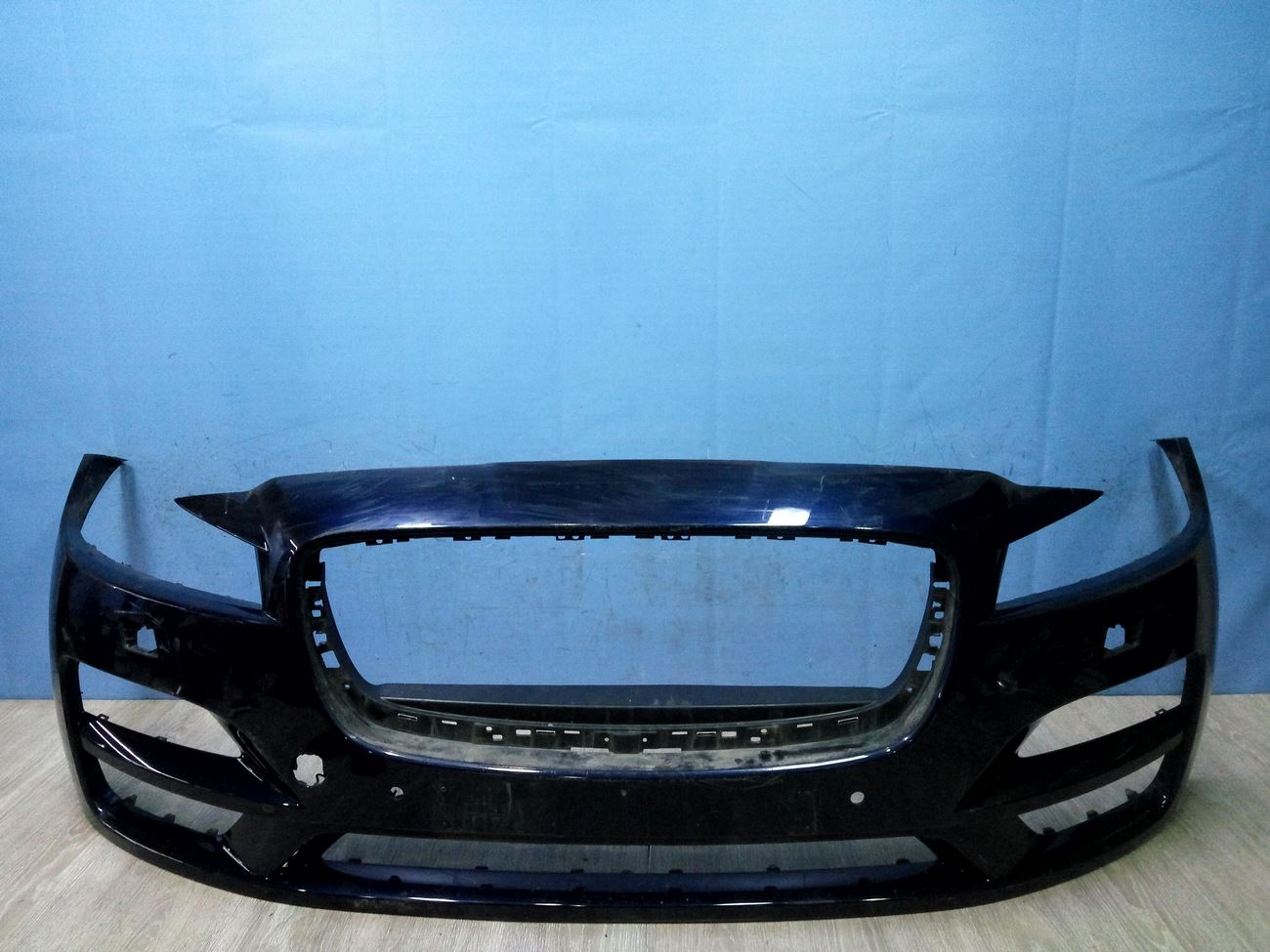 Бампер передний Jaguar F-PACE (2015-нв) цена 8500 руб. T4A5644LML