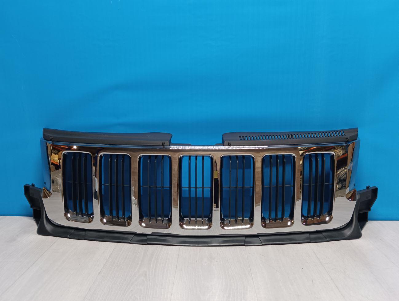 Решетка радиатора Jeep Grand Cherokee WK2 (2010-нв) цена 10500 руб ...