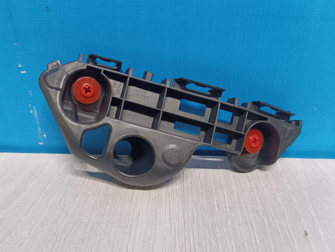 Toyota Camry 8 XV70 (2017-нв)