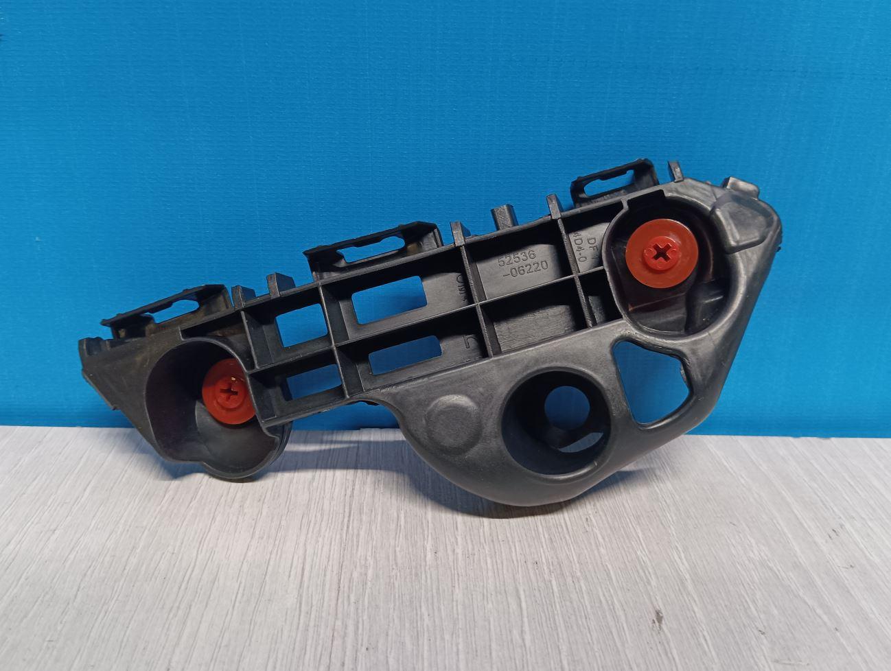 Toyota Camry 8 XV70 (2017-нв)