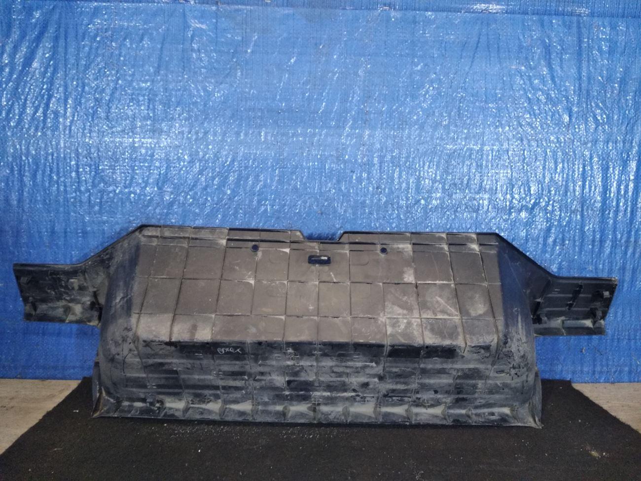 Бампер задний верхняя часть Toyota Hilux 8 (2015-2020) цена 2900 руб ...