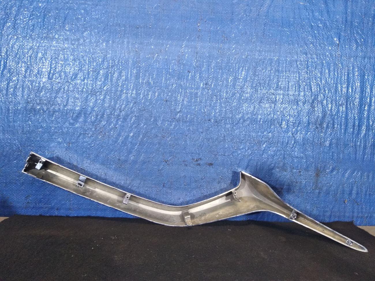 Накладка решетки радиатора правая Mazda CX-5 2 (2017-нв) цена 0 руб ...