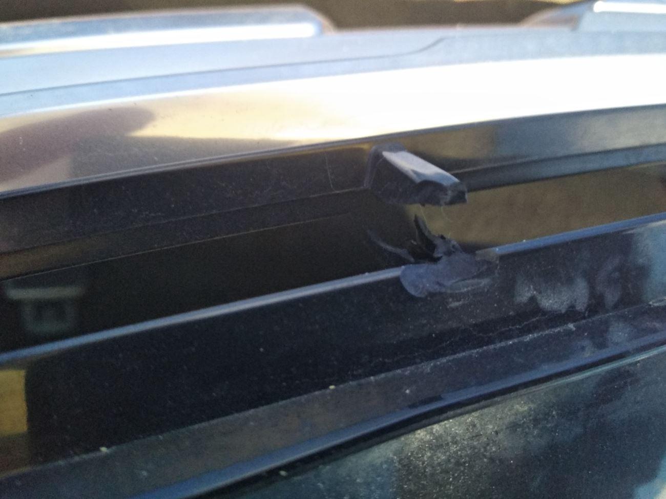 Решетка радиатора Cadillac Escalade 4 (2014-нв) цена 0 руб. 23399558