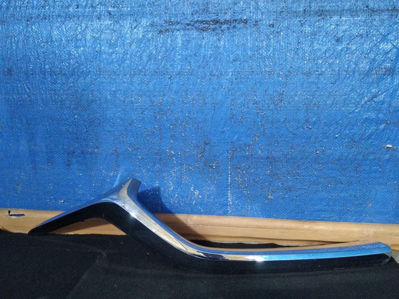 Накладка решетки радиатора правая Mazda CX-5 2 (2017-нв) цена 0 руб ...