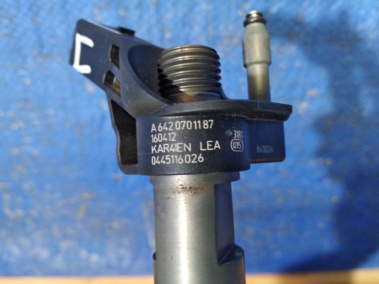 Топливная форсунка Mercedes-Benz S-klasse W222 x222 (2013-нв) цена 0 ...