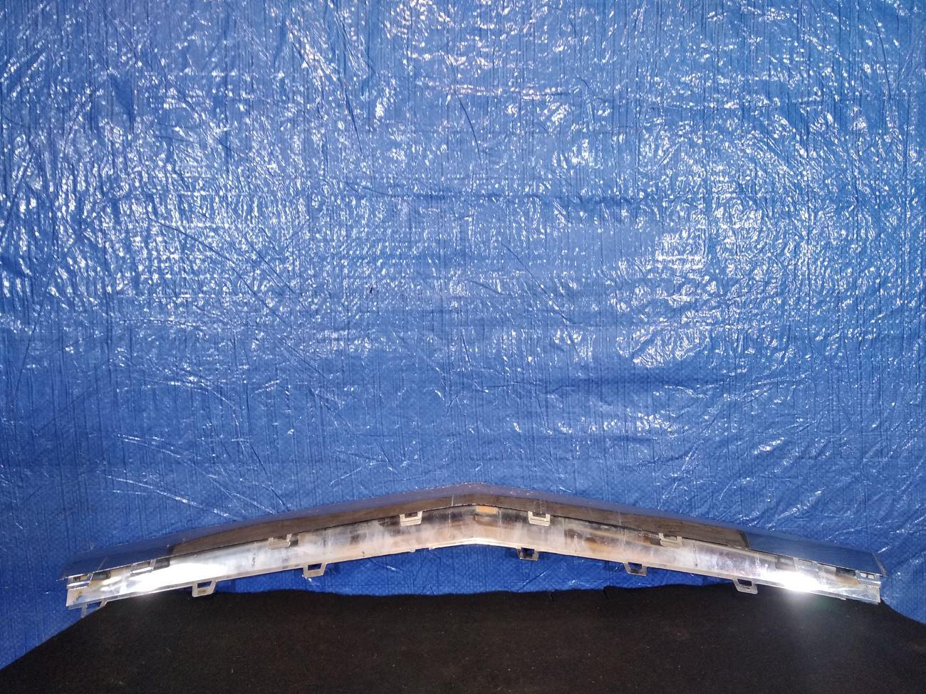 Декоративная накладка бампера переднего центральная Mercedes-Benz S ...