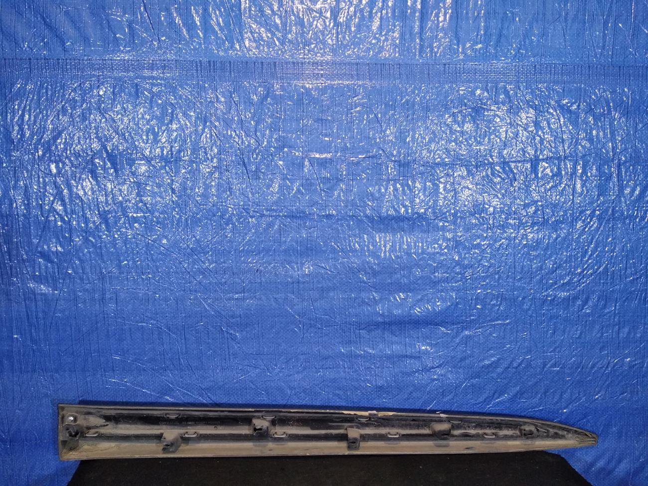 Молдинг двери передней левой Mitsubishi Outlander 3 (2012-нв) цена 2400 ...