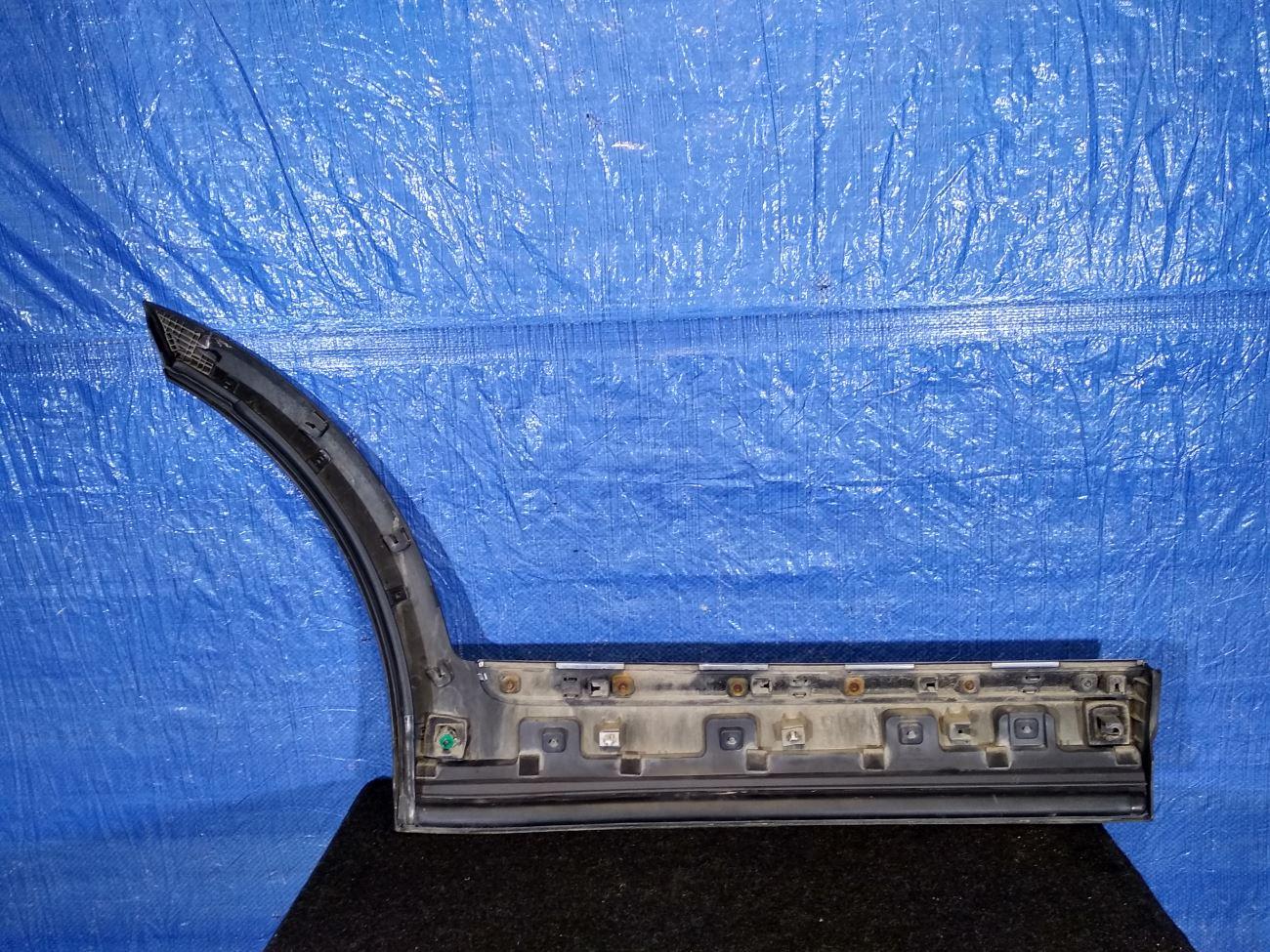 Молдинг двери задней левой Kia Sorento 3 UM (2015-нв) цена 1400 руб ...