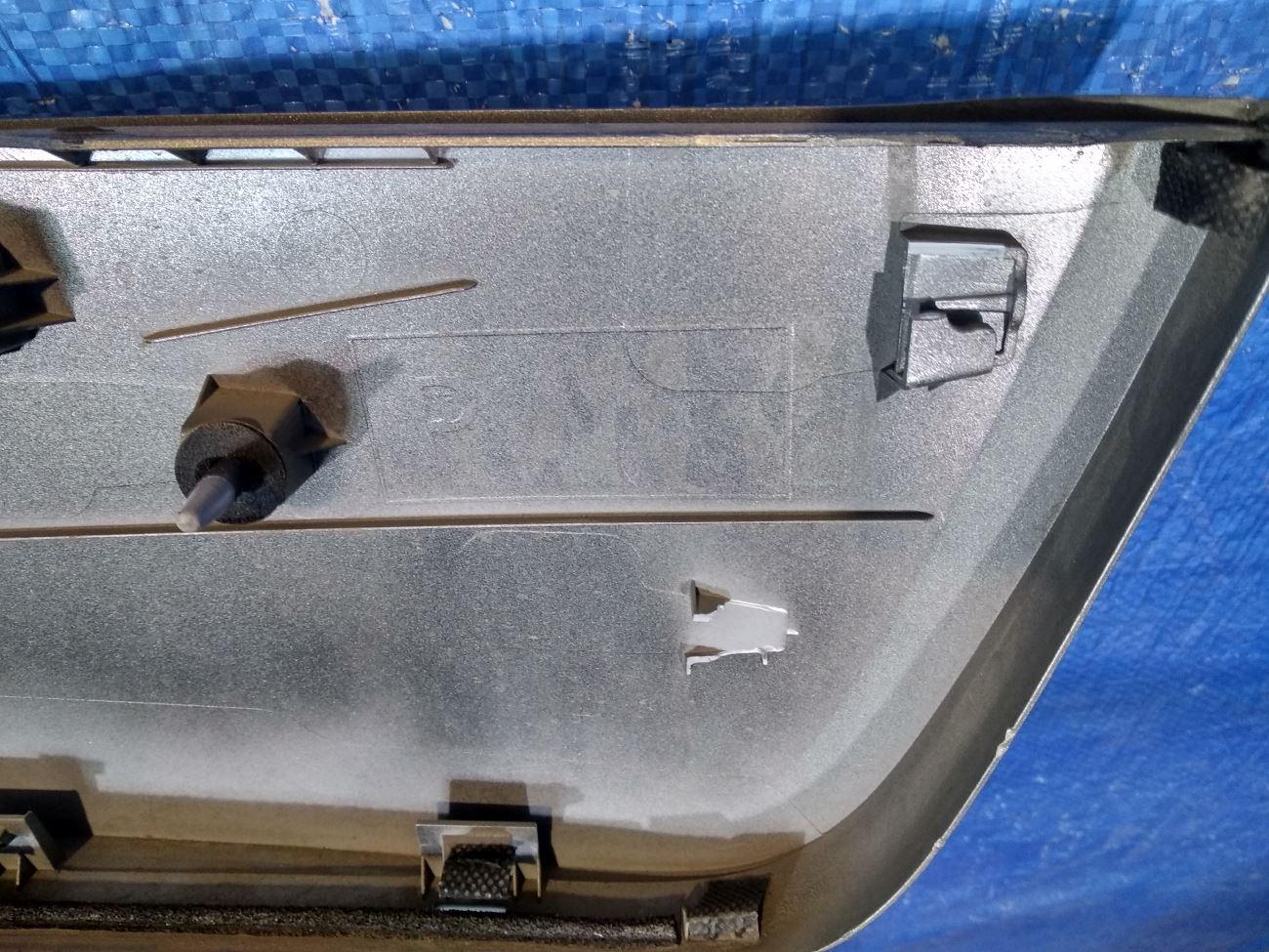 Накладка двери багажника нижняя Kia Sportage 4 QL (2016-нв) цена 0 руб ...