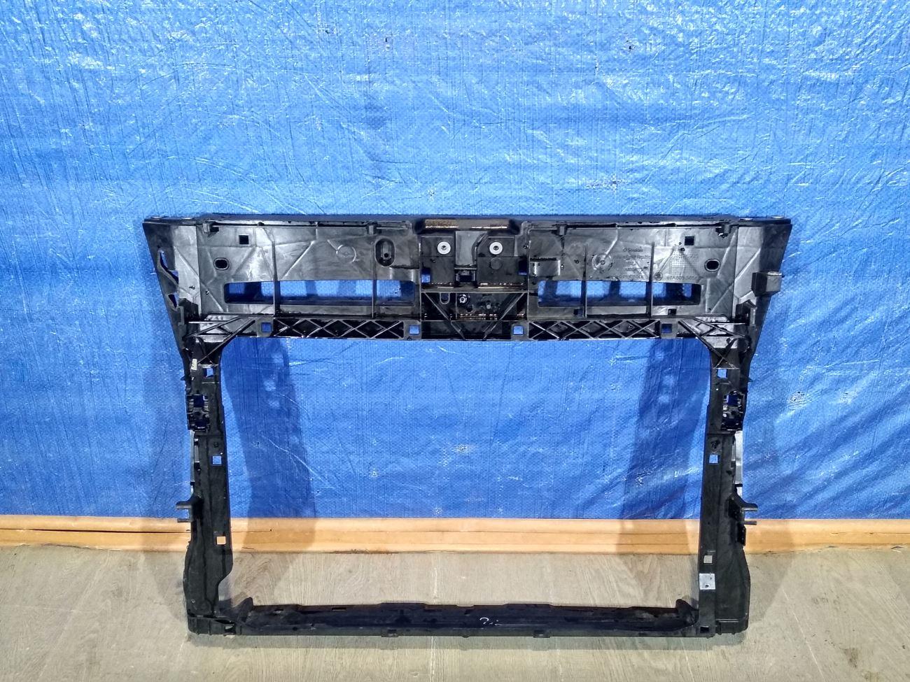 Панель передняя Skoda