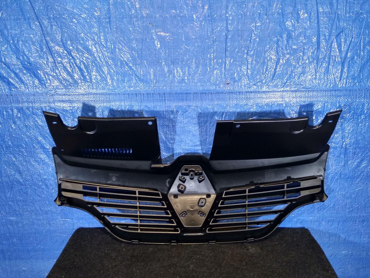 Решетка радиатора Renault Logan 2 (2014-нв) цена 2400 руб. 623105727R