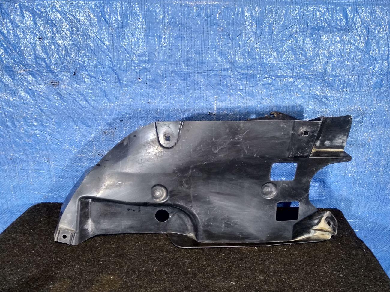 Защита под бампер задний правая Lexus LX 570 URJ200 (2007-нв) цена 0 ...