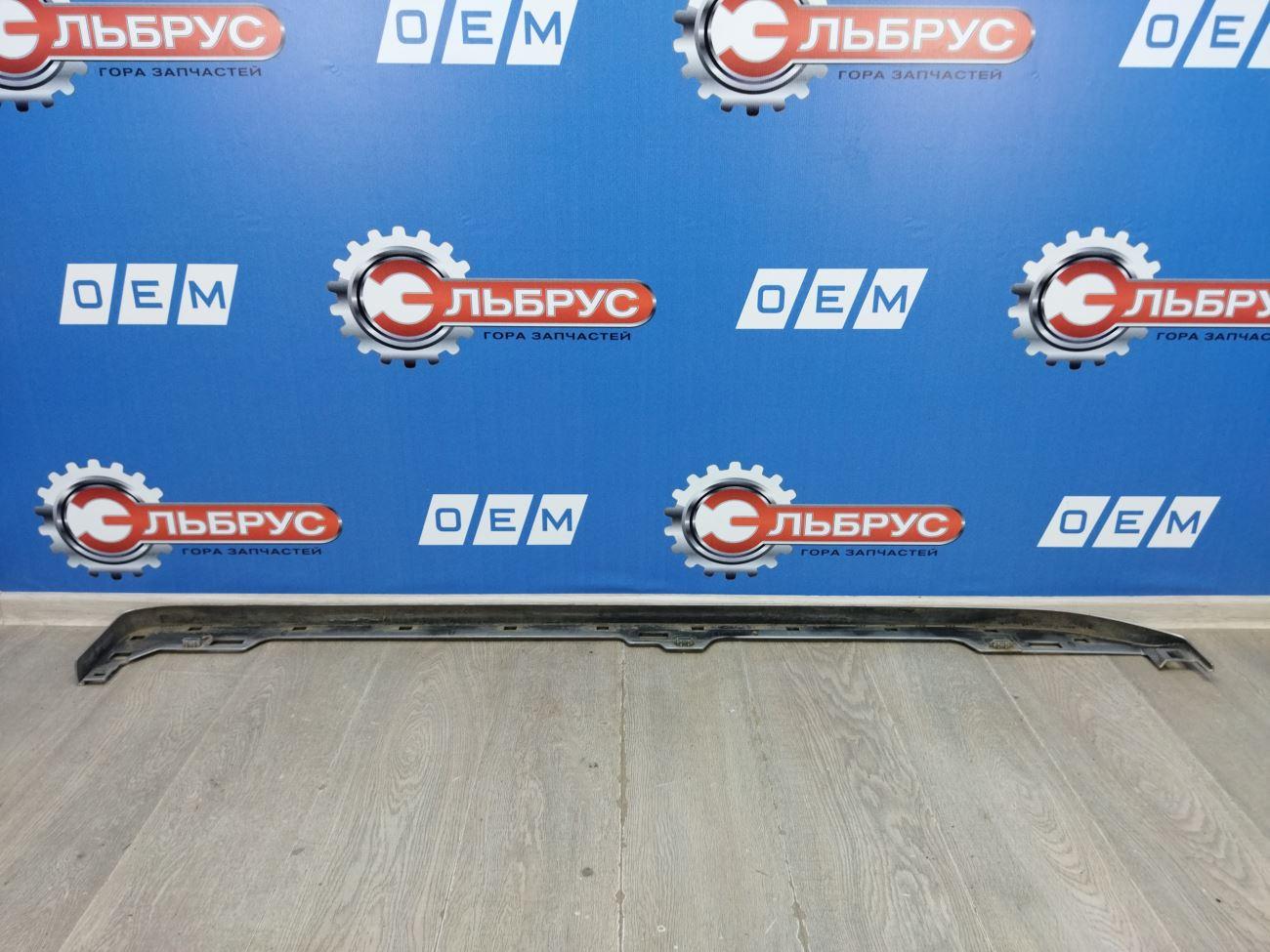 Накладка подножки правой нижняя Toyota Land Cruiser Prado 150 (2009-нв ...