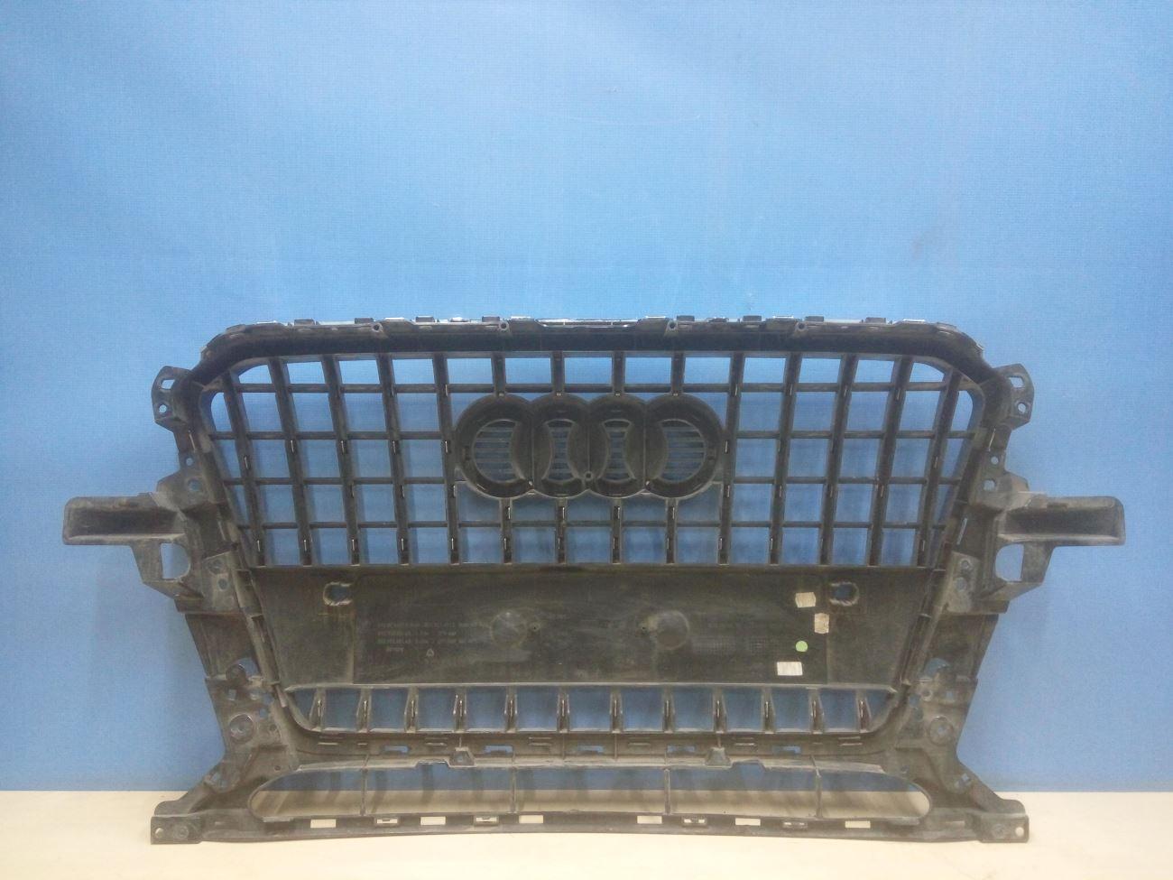 Решетка радиатора Audi Q5 1 8R (2008-2017) цена 11600 руб. 8R0853651ACT94
